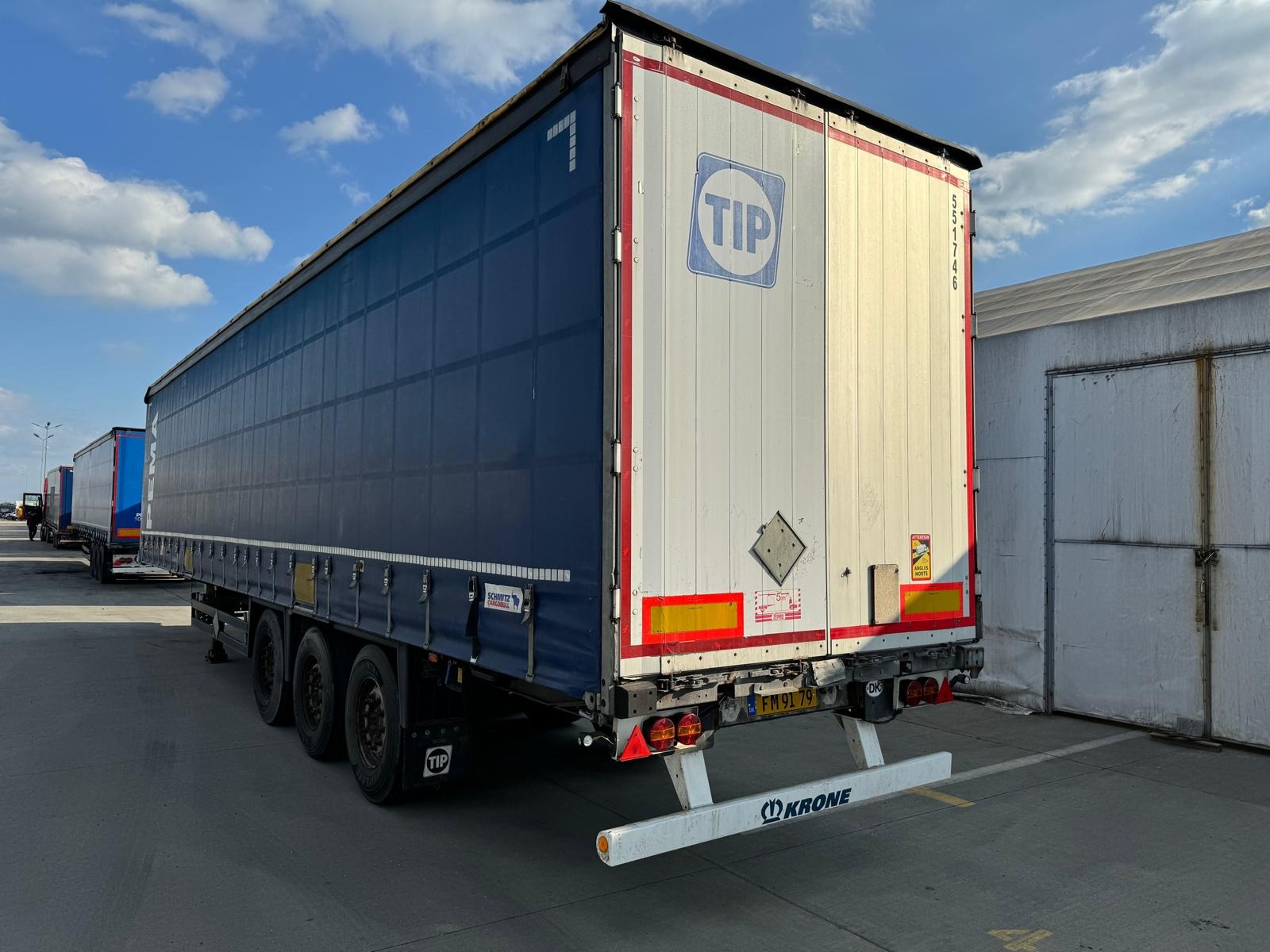 Schmitz Semi-trailer standard | SELECTrailers.com
